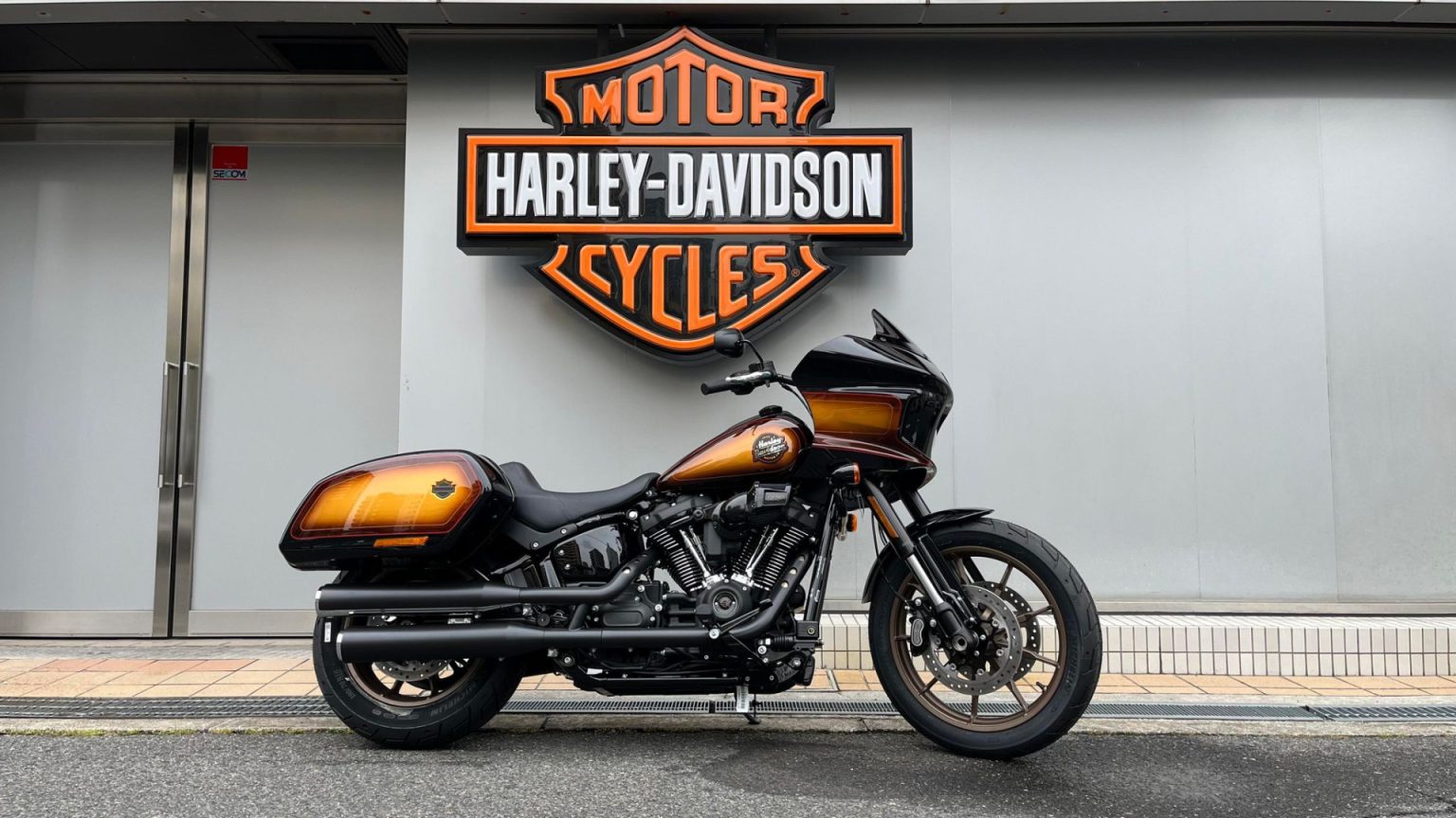 FXLRST ローライダーSTに新色追加！！ | 株式会社 テイク